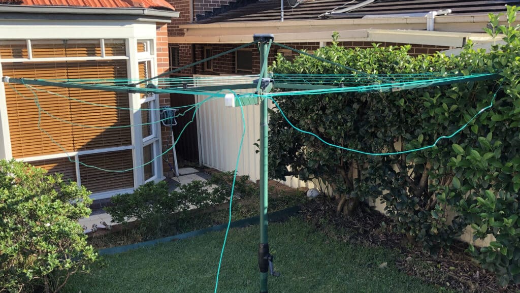 How To Restring A Rotary Clothesline | Jack Garden Advice