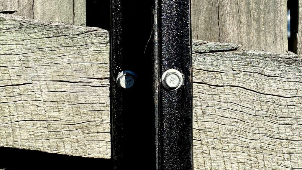 How To Straighten A Vinyl Fence Post Without Removing It At Angela