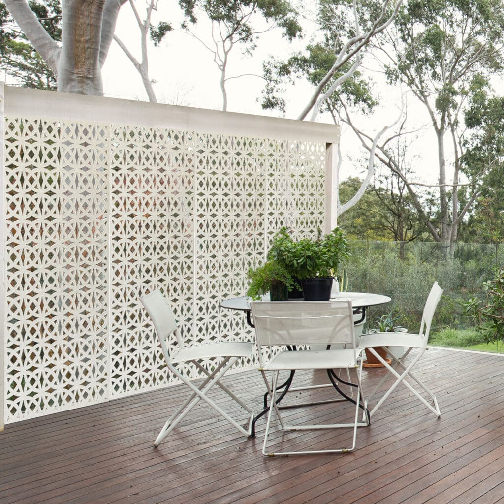 Matrix Orbit Decor Screen with Frame | Jack