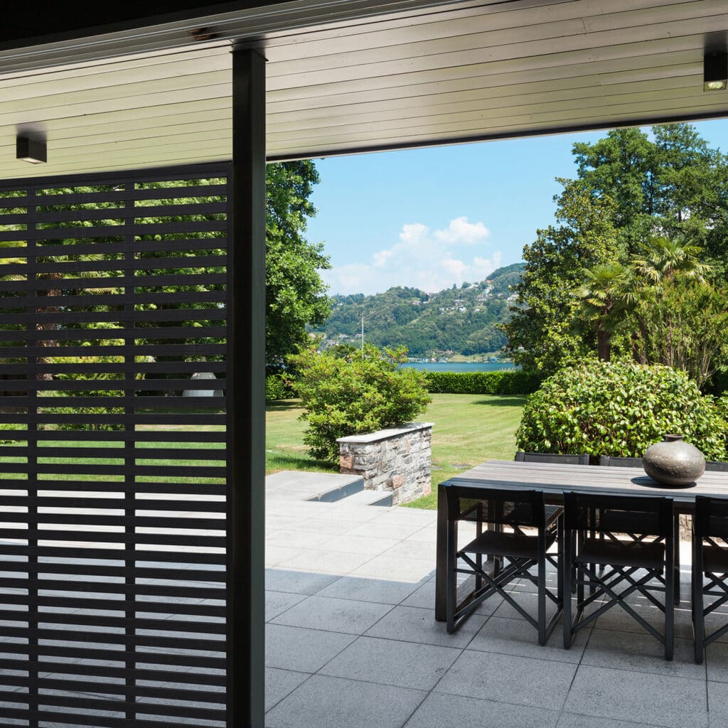 Matrix Slat Decor Screen with Frame | Jack